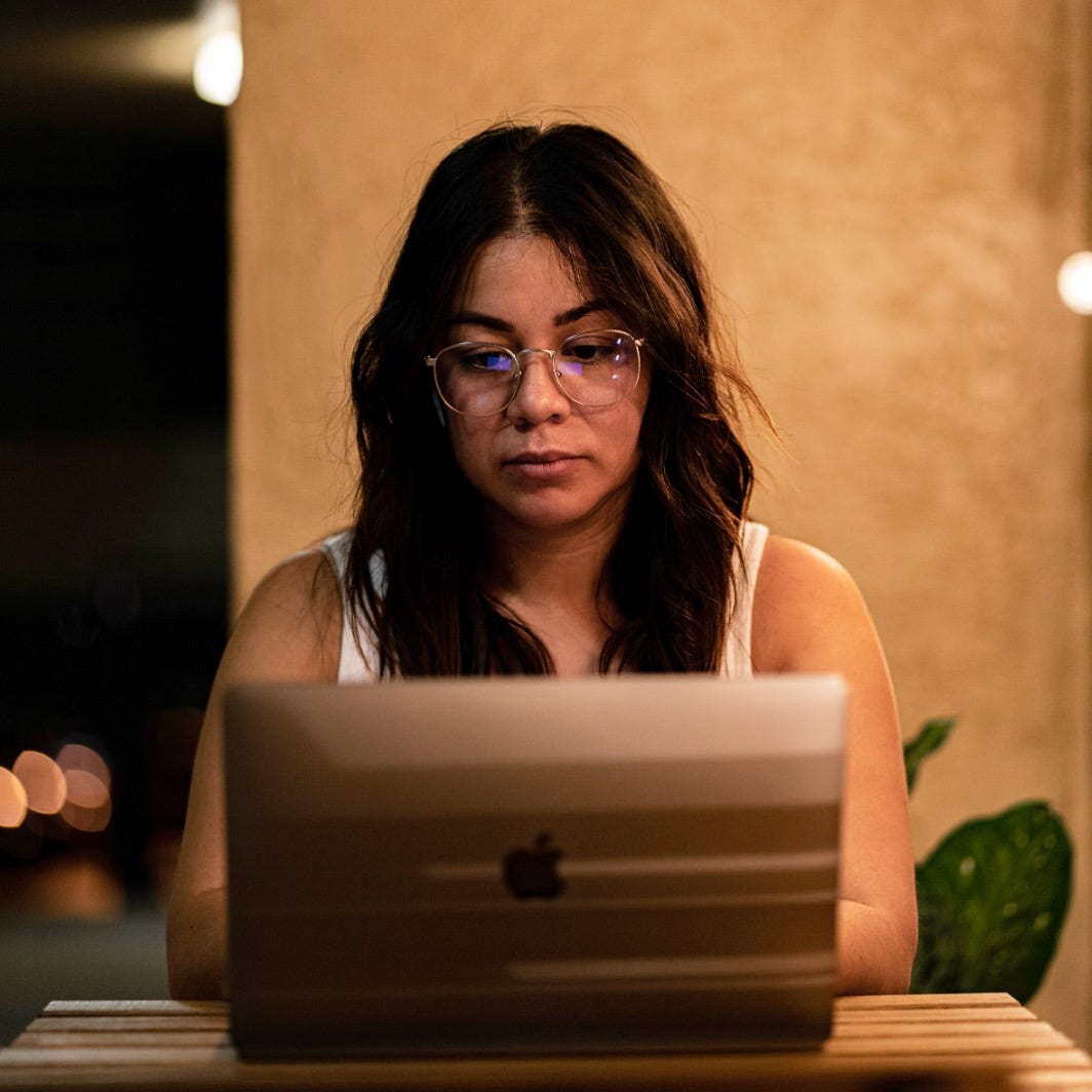 Essie Aguilar – Medium
