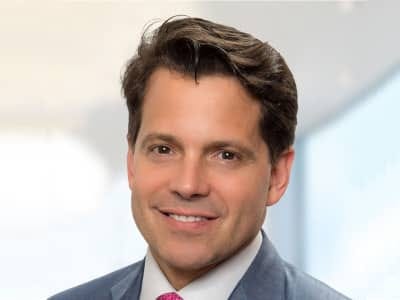 Anthony neil – Medium