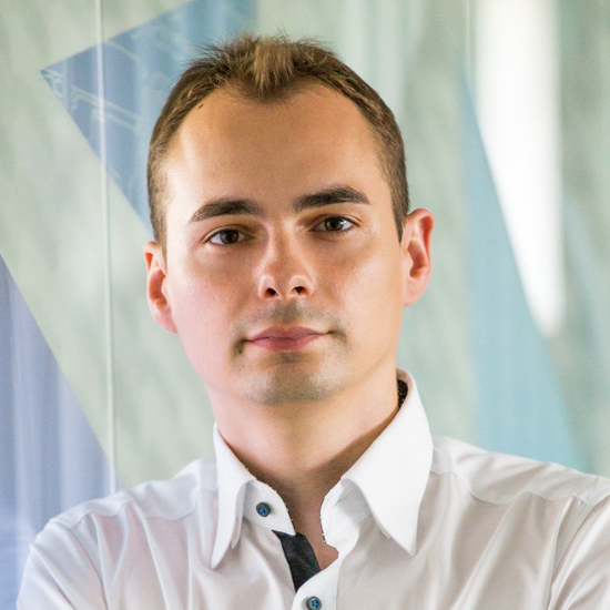 Péter Megyesi – Medium