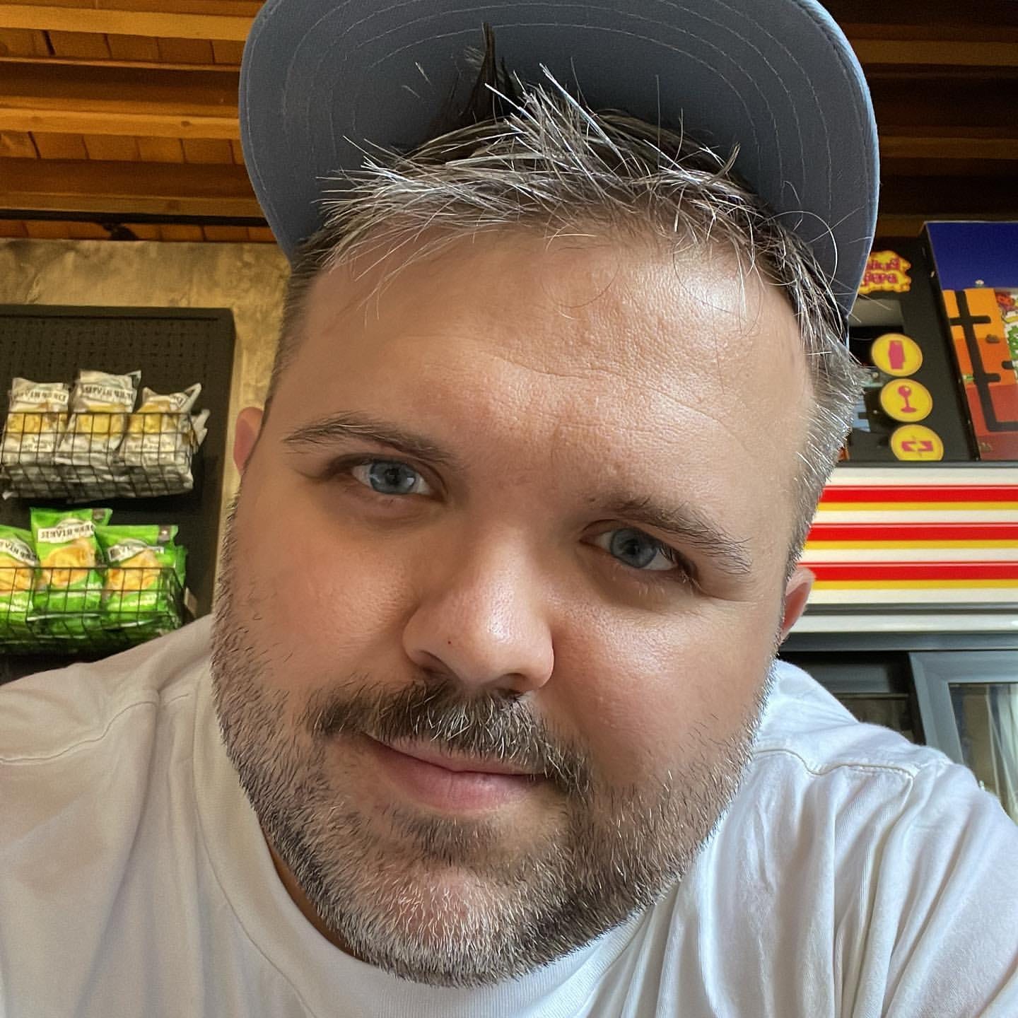 Joe Myers – Medium