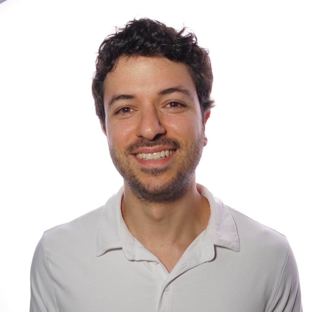 Carlos Eduardo Carbone João Gabriel – Medium