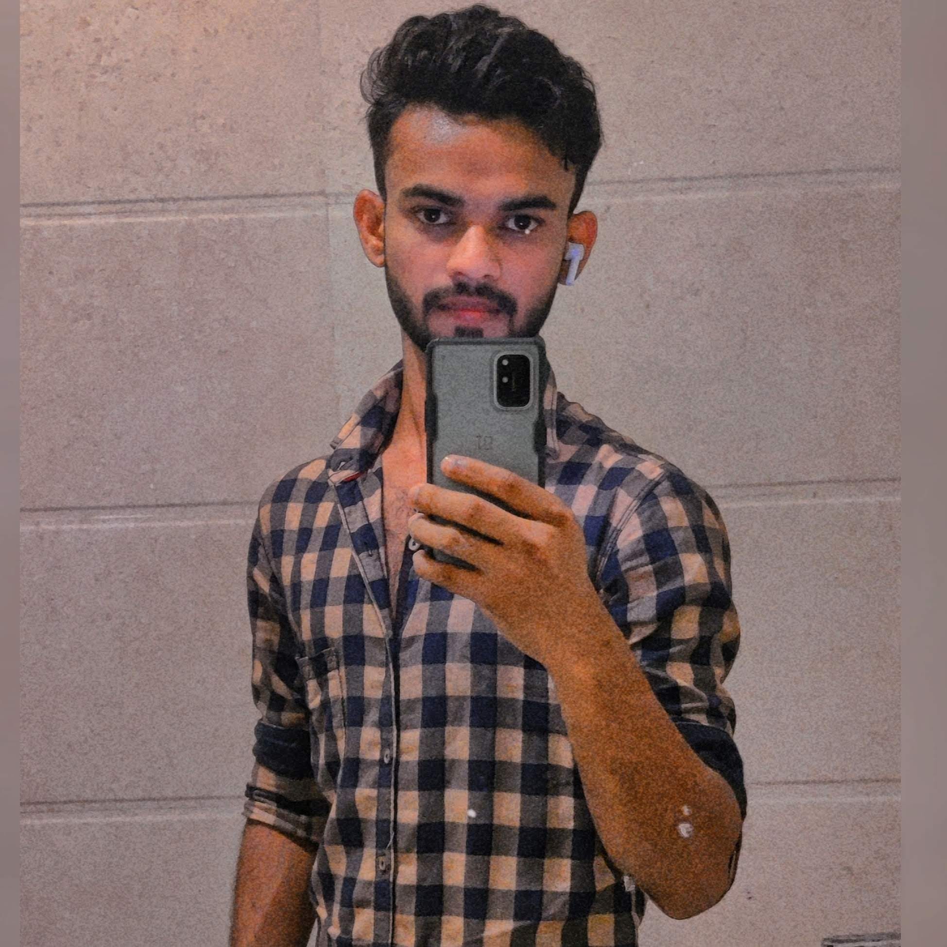 Prince Raj – Medium