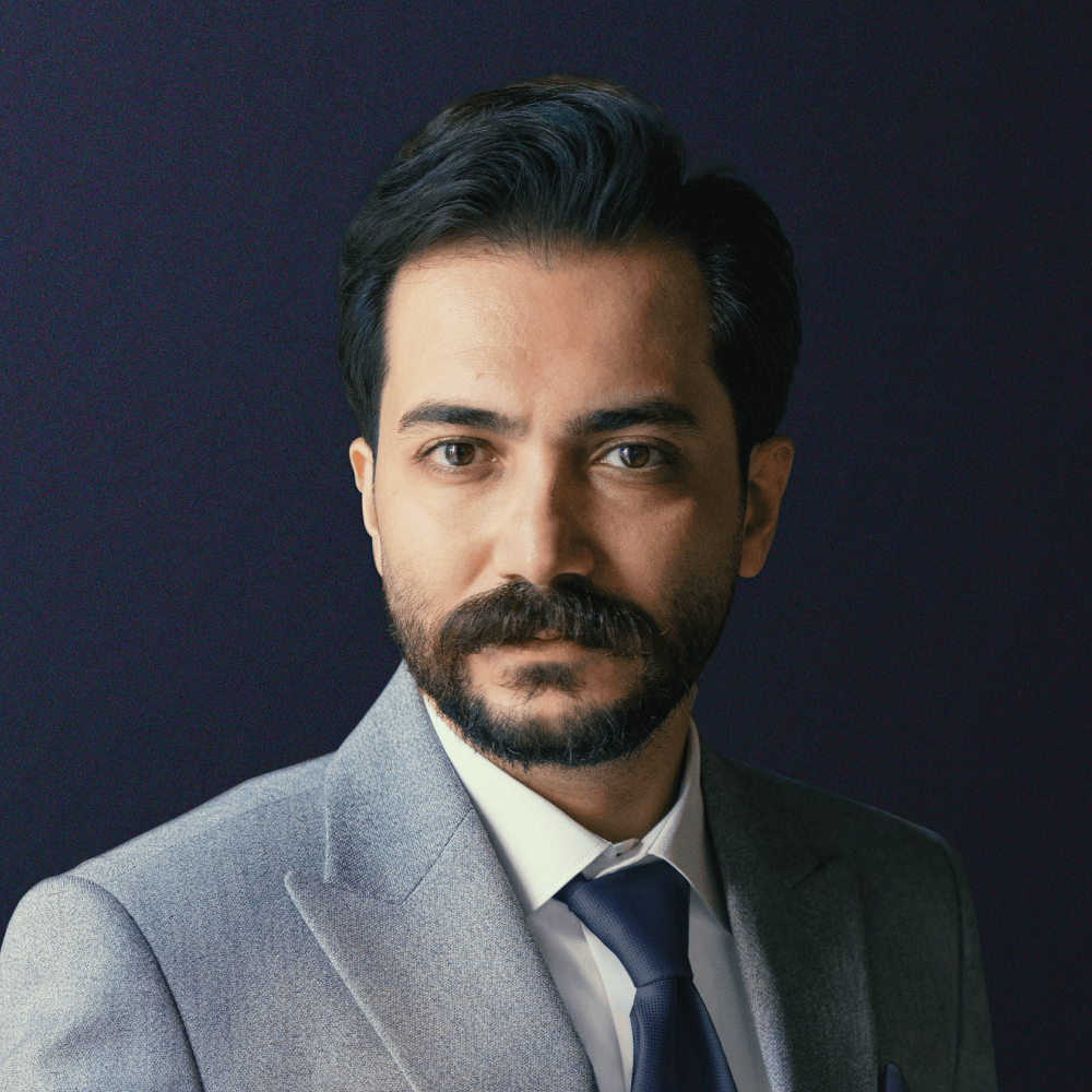 Mehran Maghsoumi – Medium