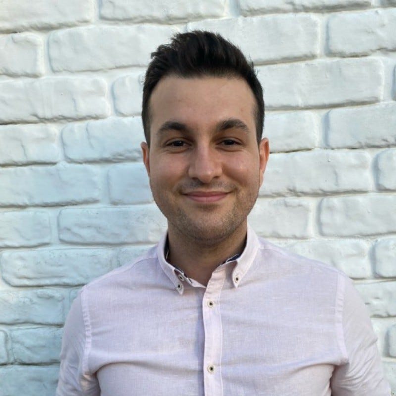 Huseyin Kafali – Medium