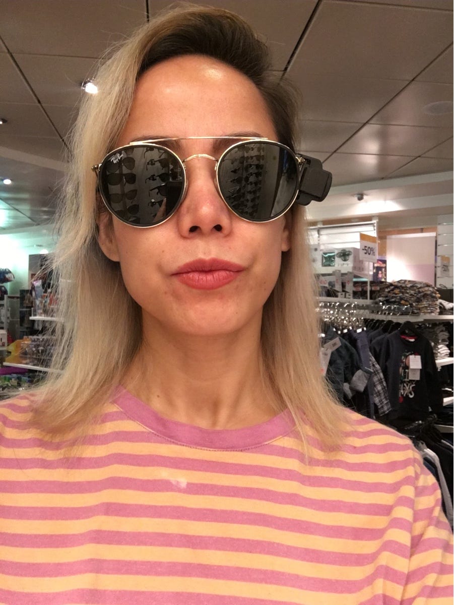 Elise Miramor – Medium