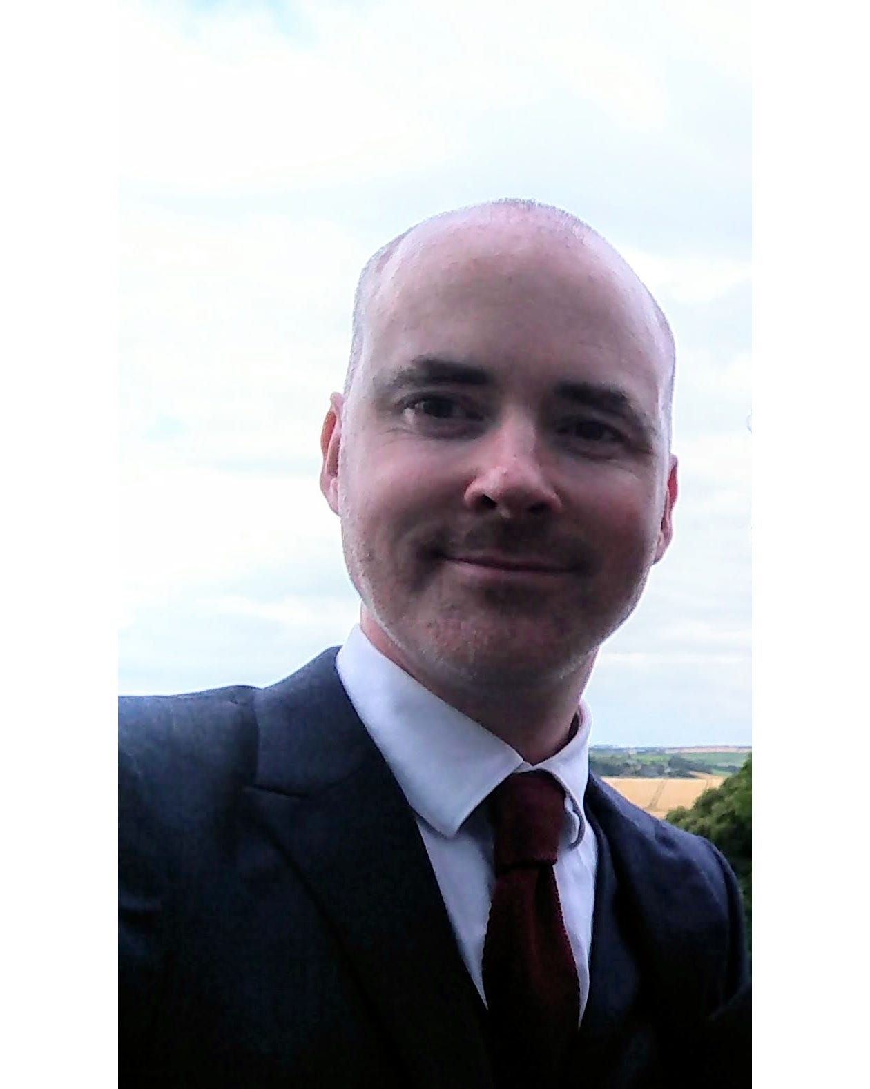 Anthony Bennis – Medium