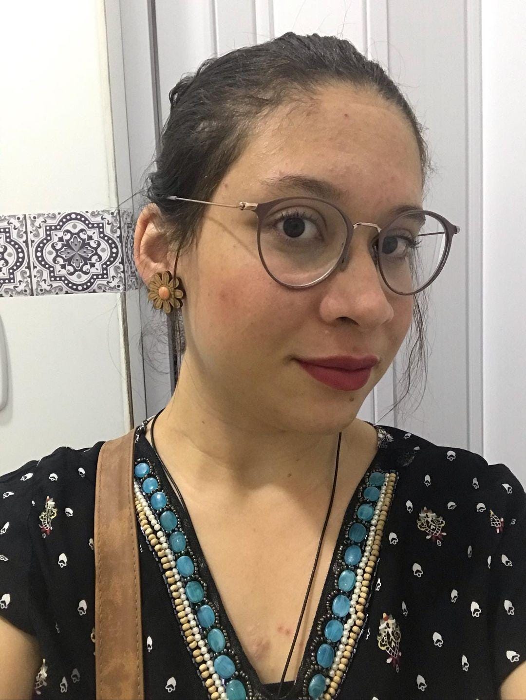 Ana Alice – Medium