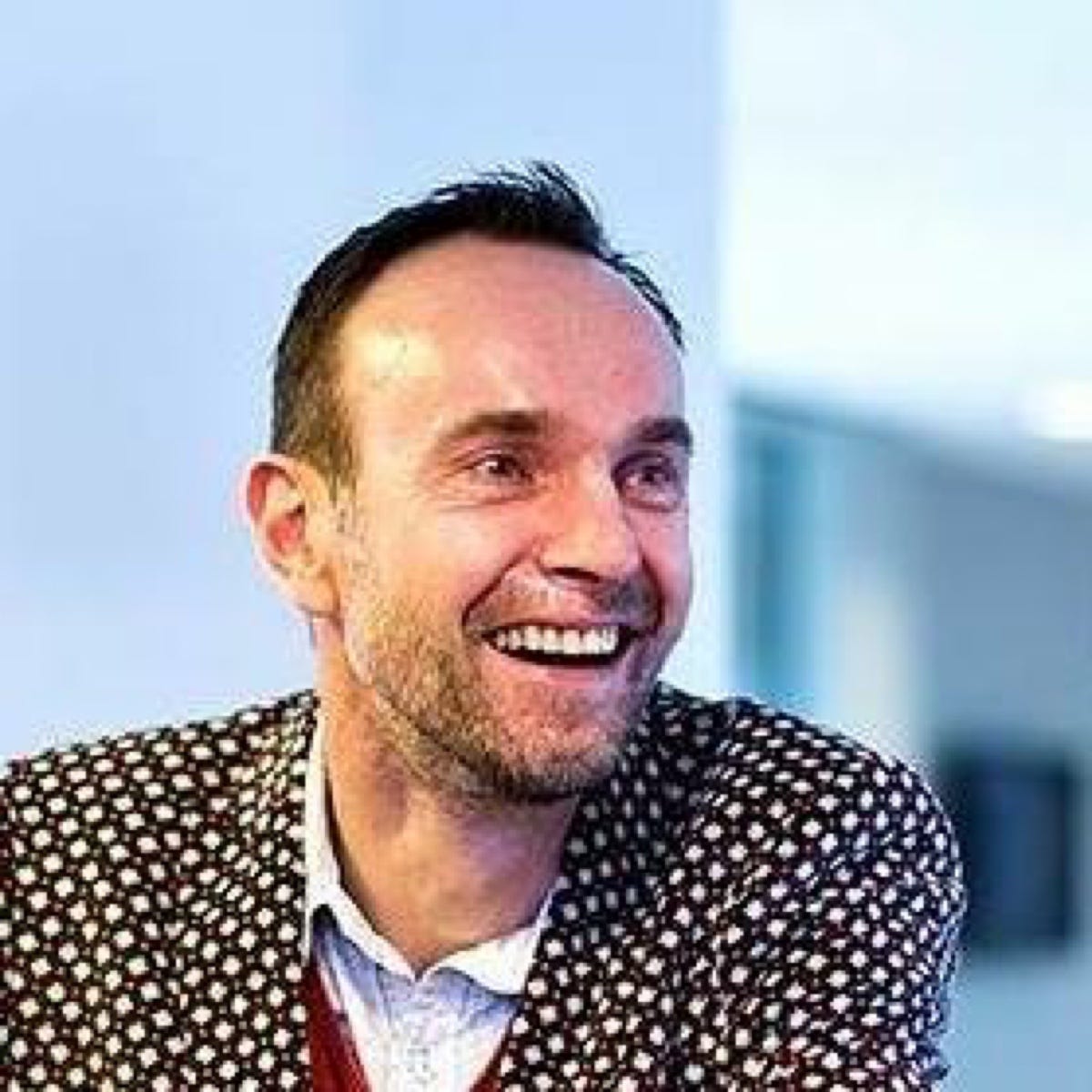 Harold Kip – Medium