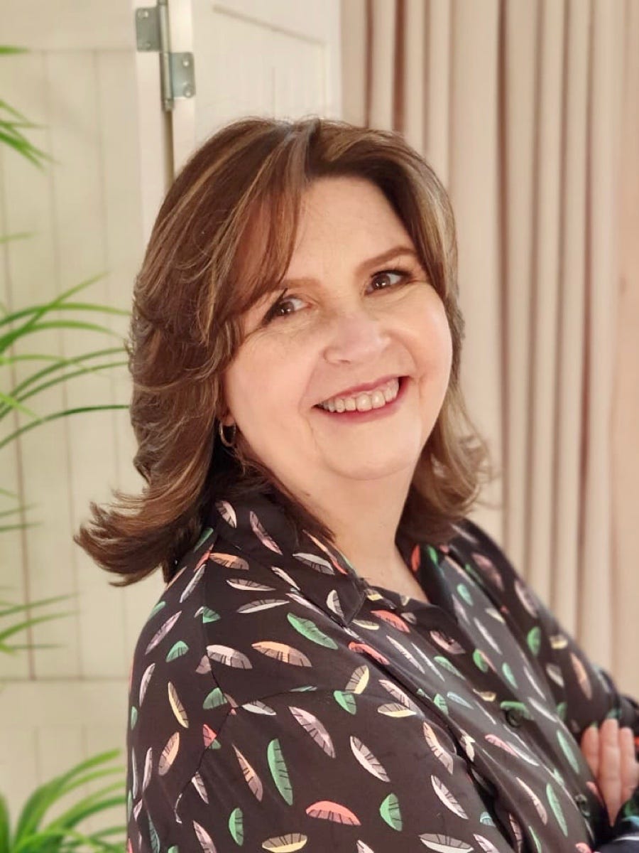 Virginia Melo – Medium