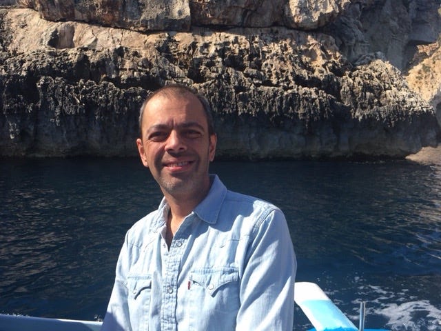 Omar Talib – Medium