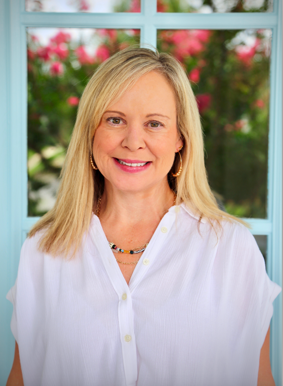 Amy Stevens – Medium