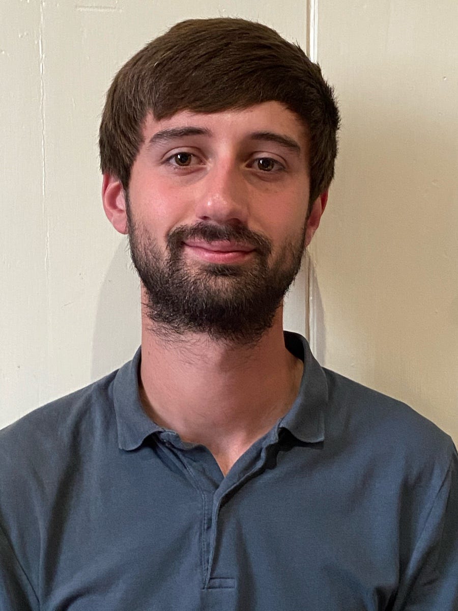 Edward Frost – Medium