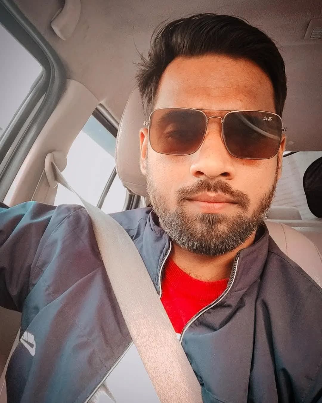 Anand Singh – Medium