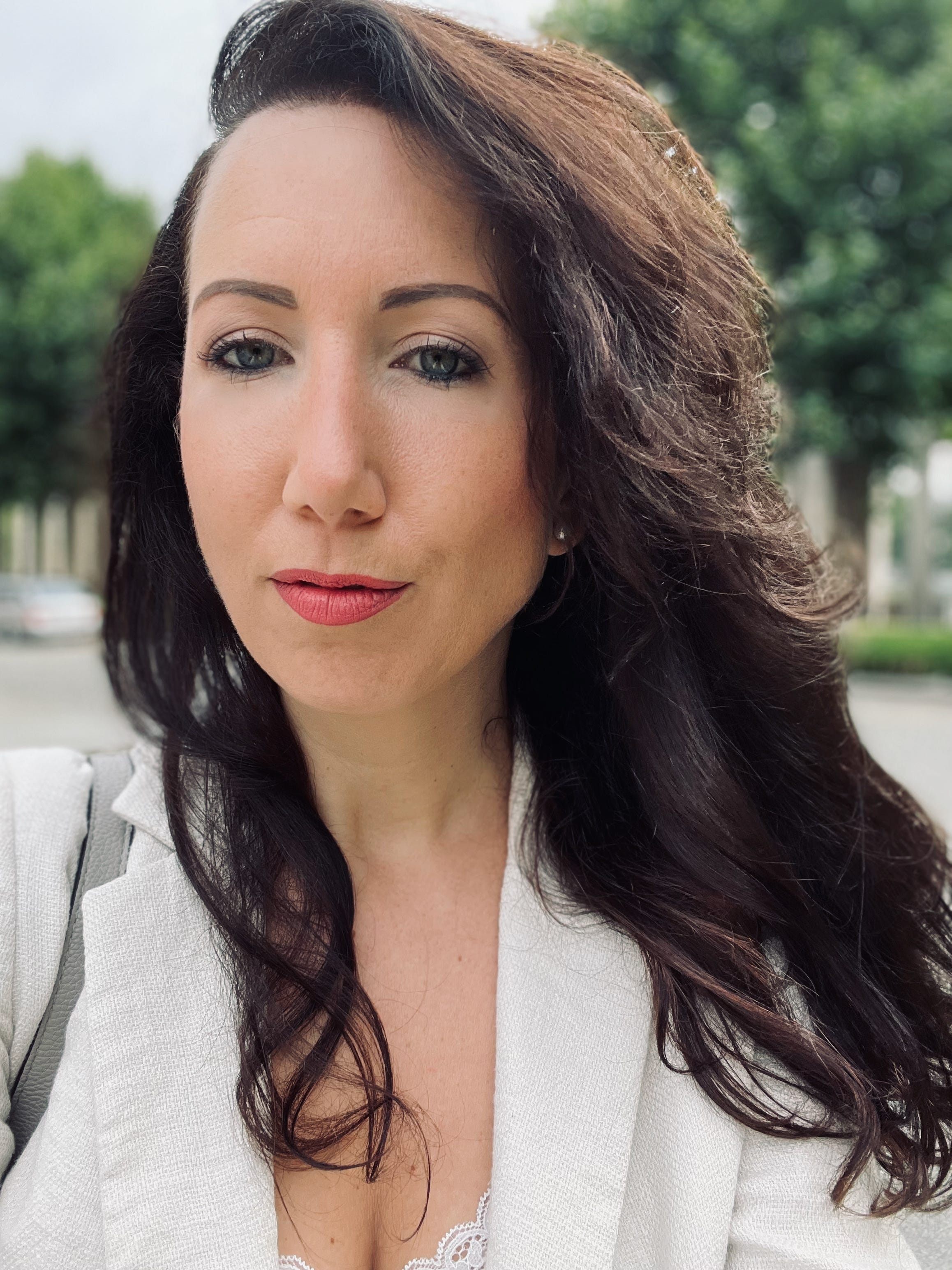 Aleah Ava – Medium