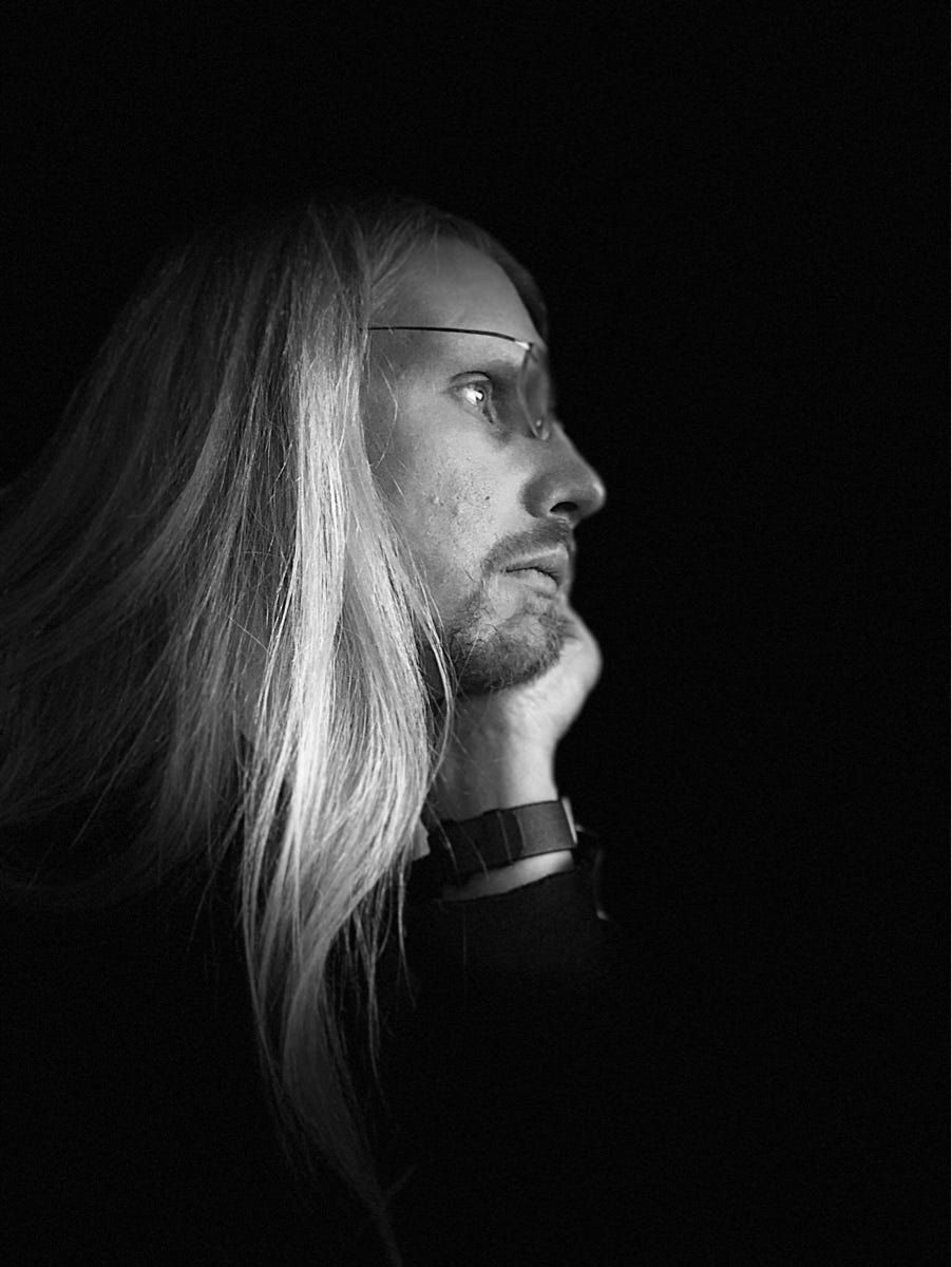 Jan Olbrich – Medium