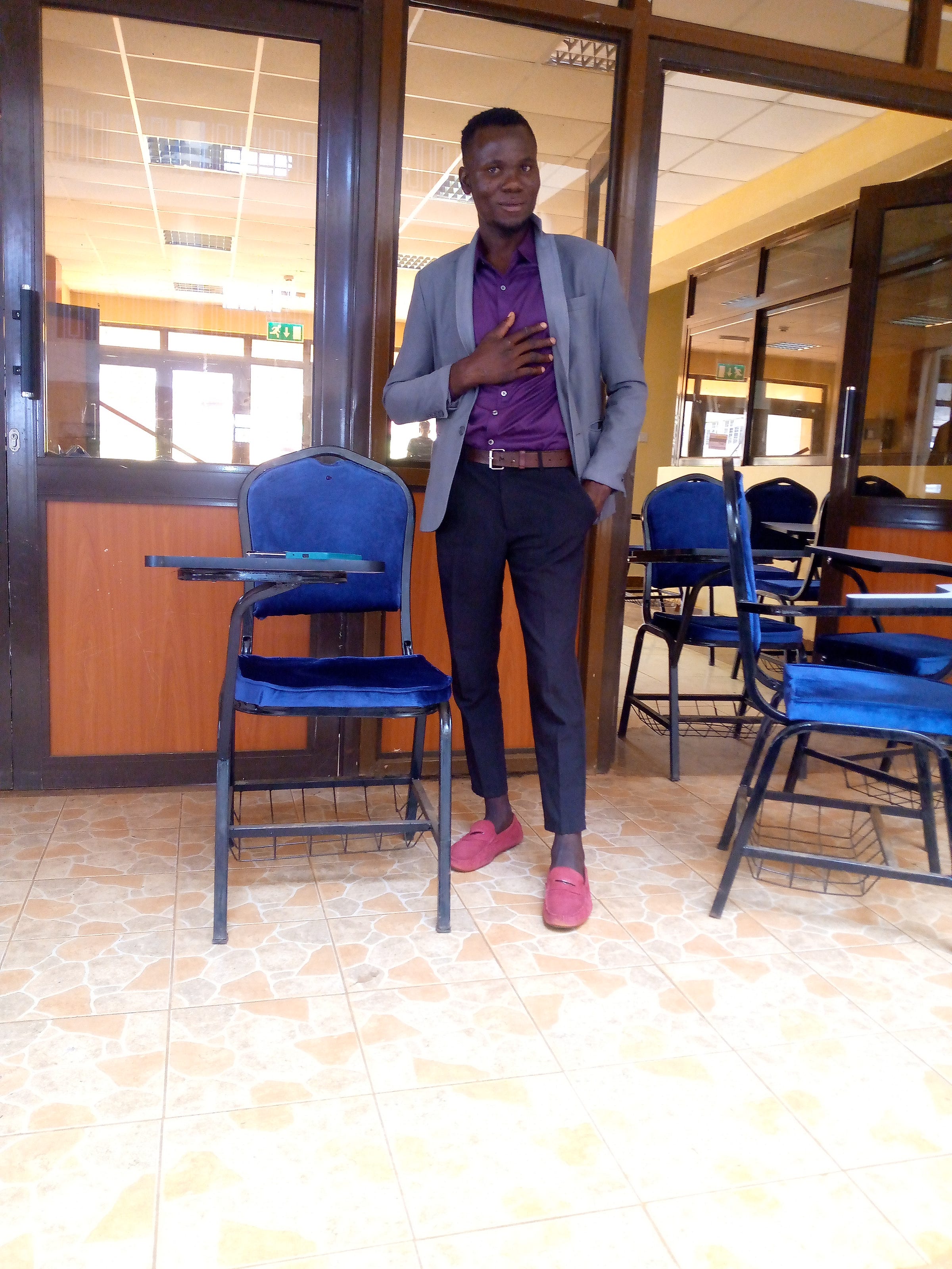 Omar Ndaro Kitibwa – Medium