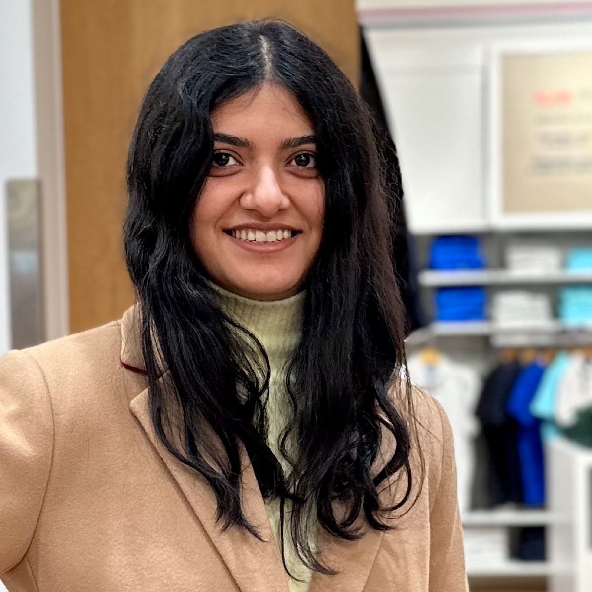 Yalda Foroutan – Medium