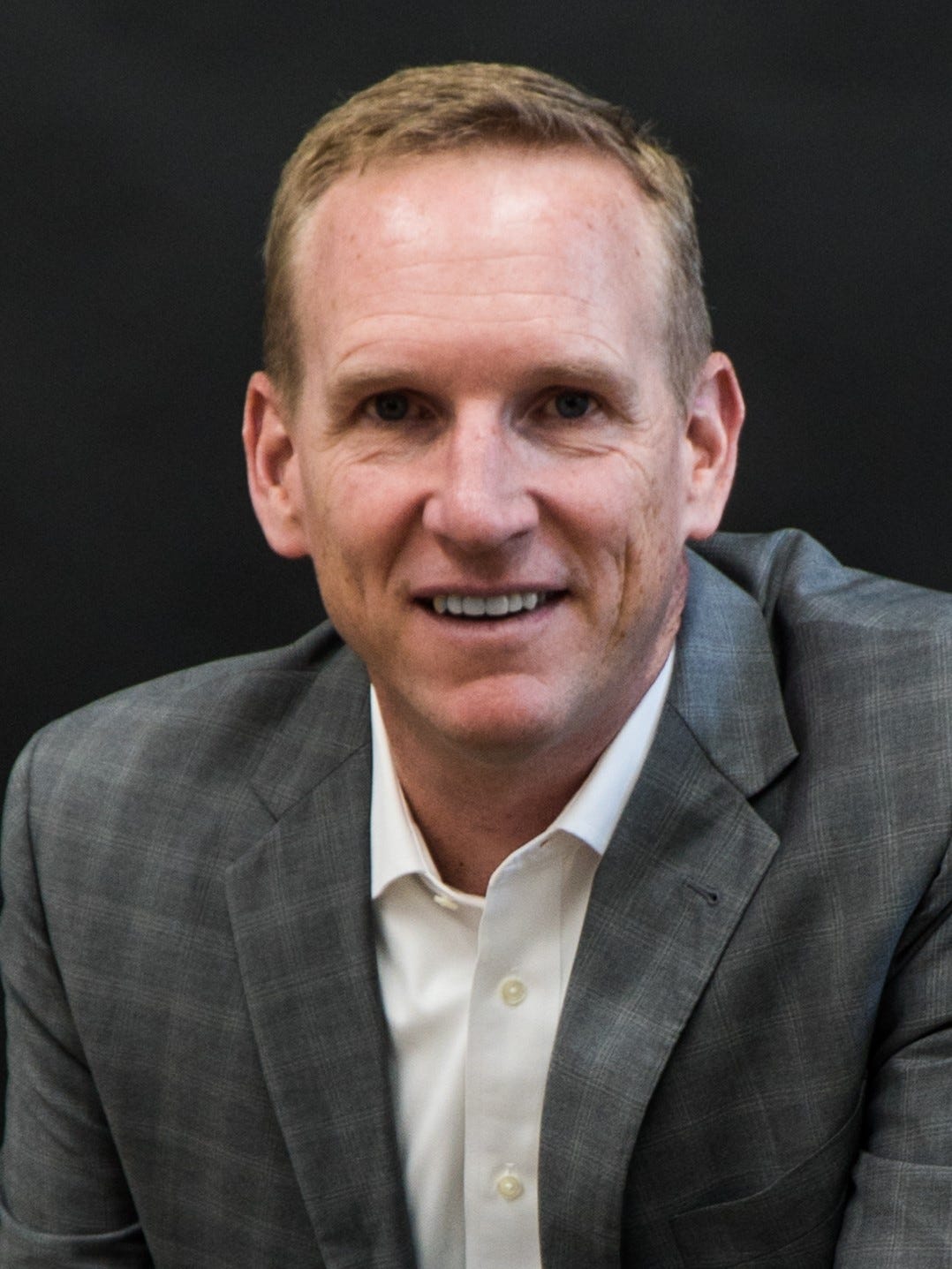 Rob Campbell – Medium