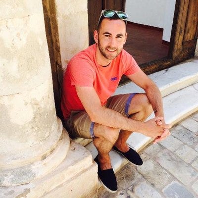 Mike Macpherson – Medium