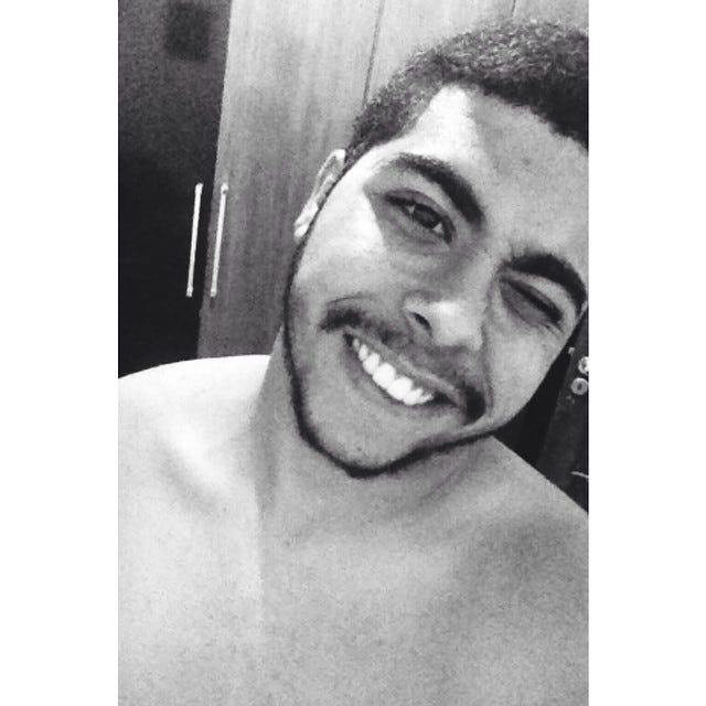 Gabriel Melo – Medium