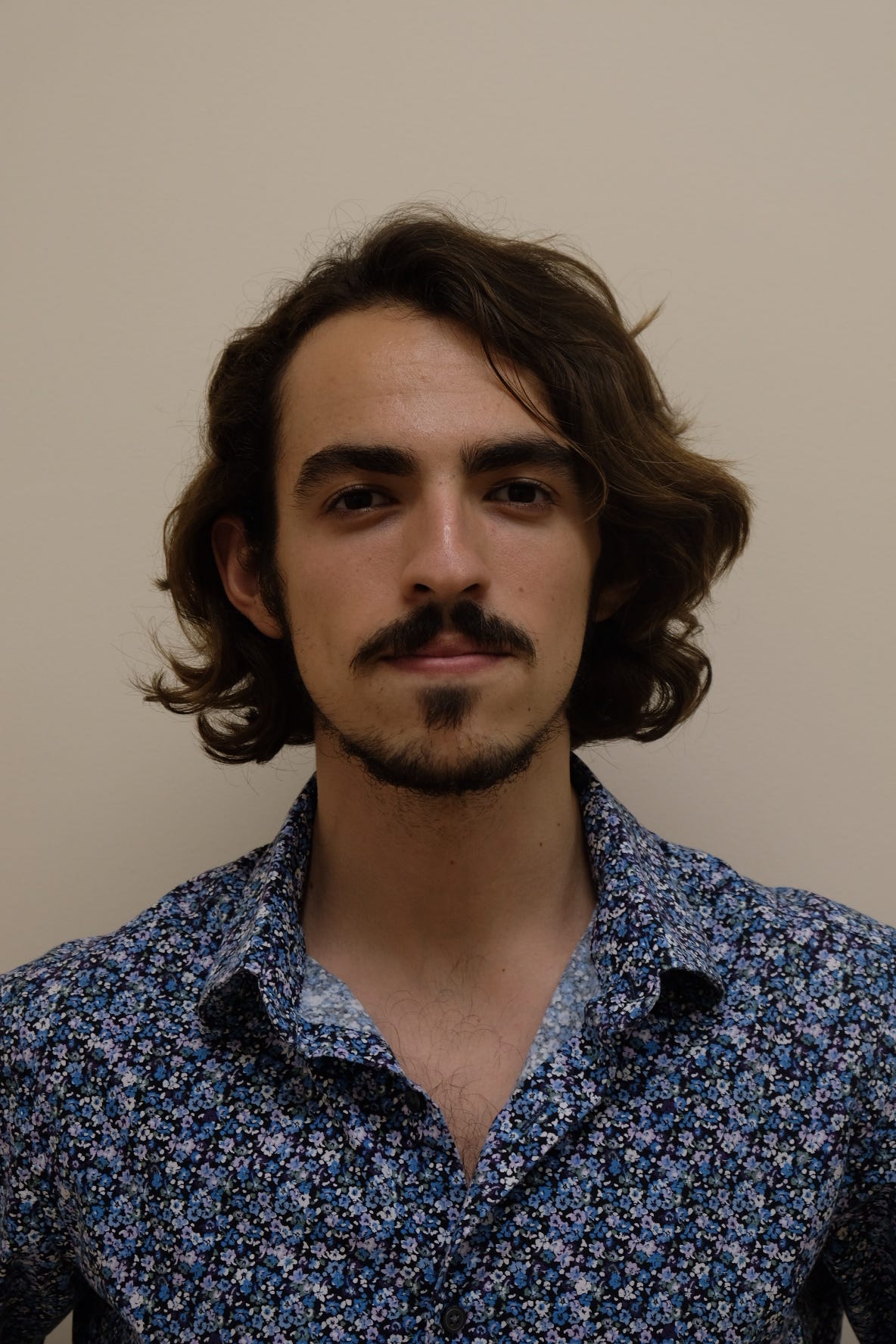 Max Sebastian Maldonado – Medium