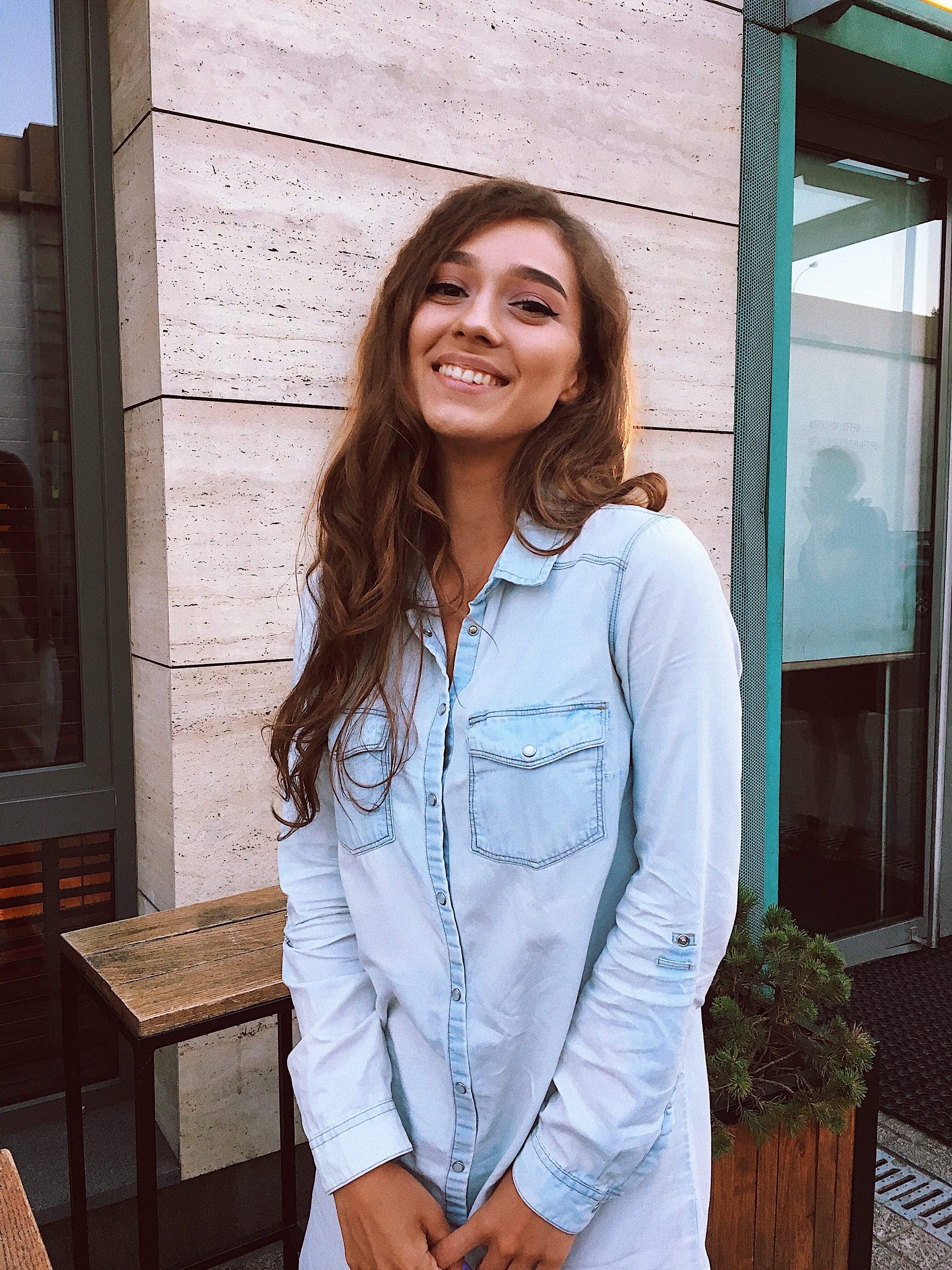 Anastasia Alex – Medium