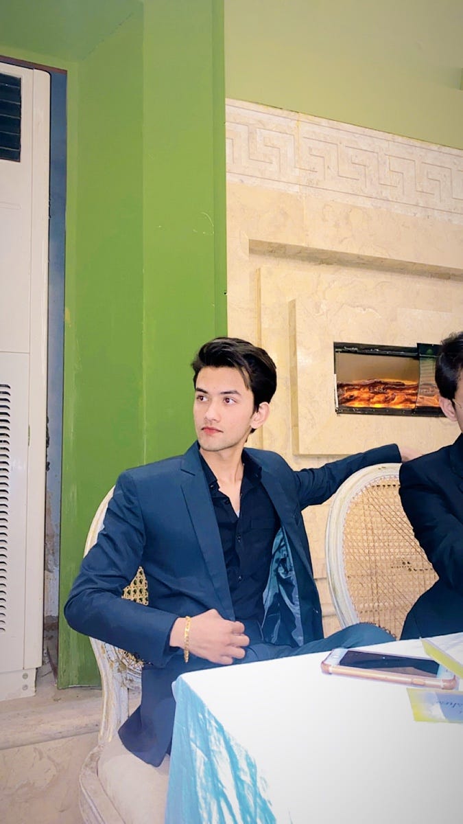 Abdul Moeed Khan – Medium