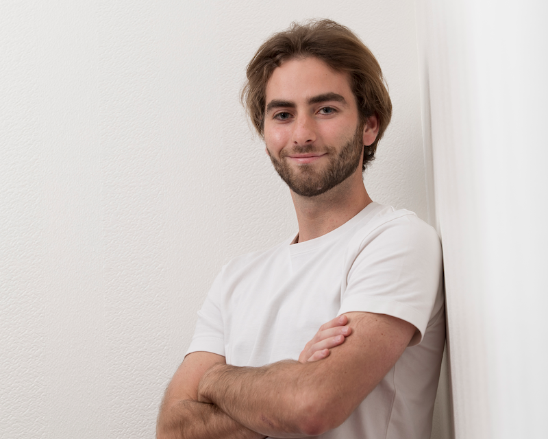 Hugo Hahn – Medium