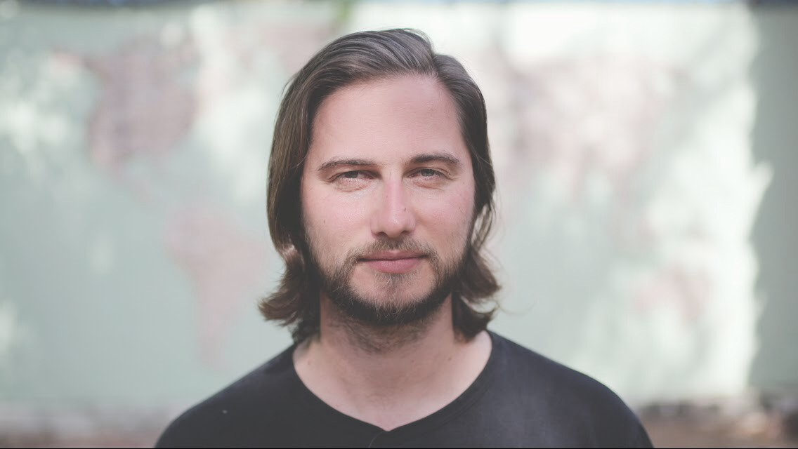 Jason Von Meding – Medium