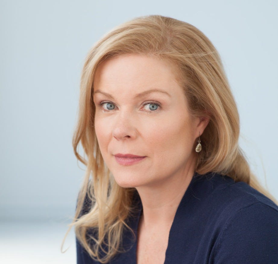 Jennifer Ryan – Medium