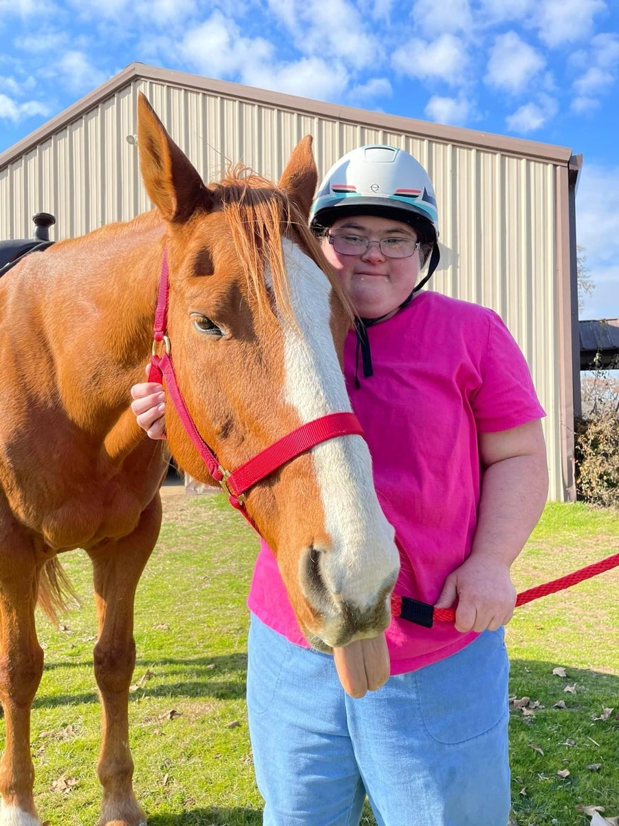 Alison Abell – Medium