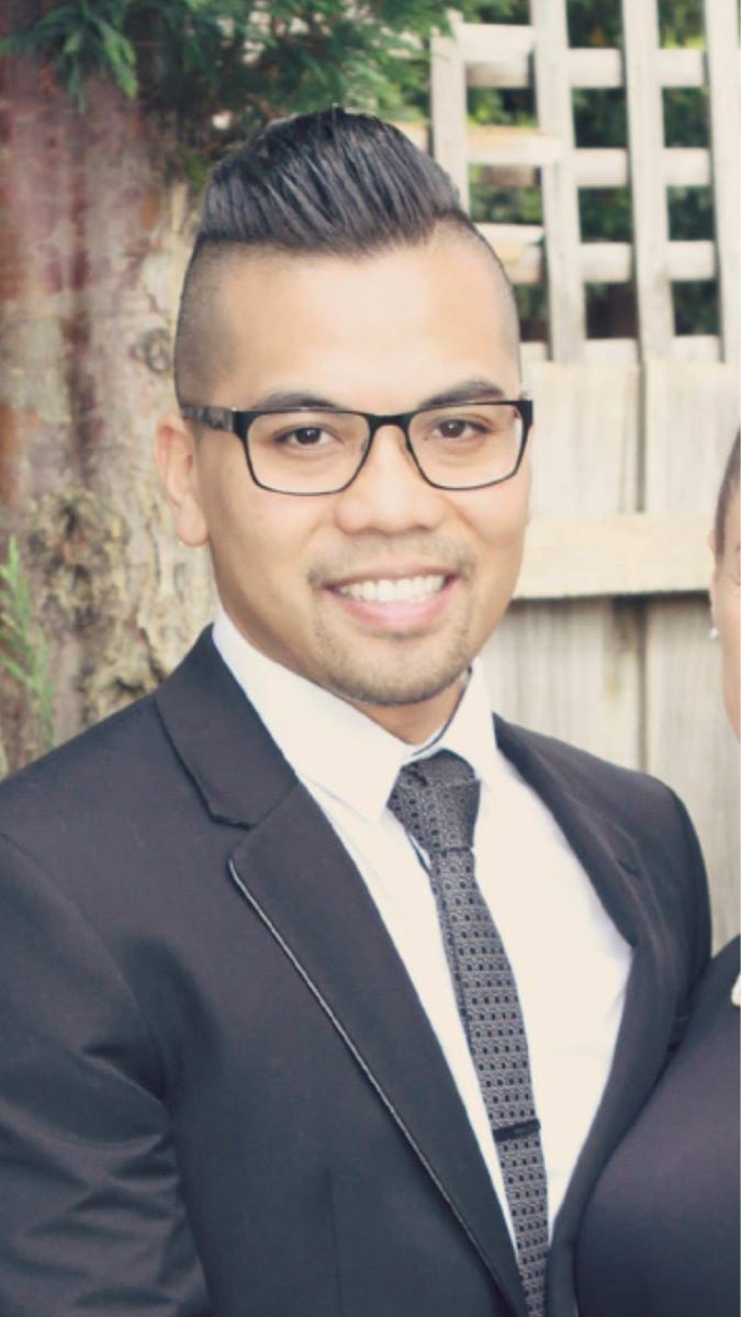 Russell D Hernandez – Medium