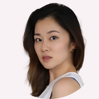 Moon Yiu – Medium