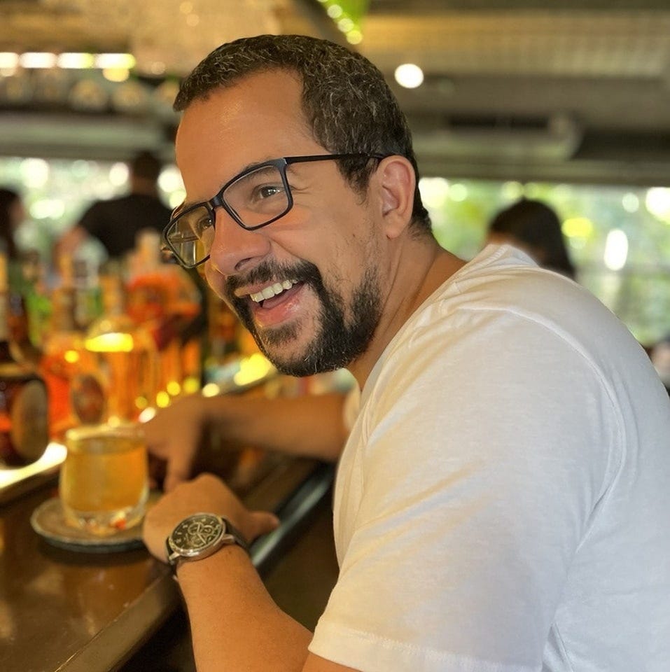 Felipe Amorim – Medium