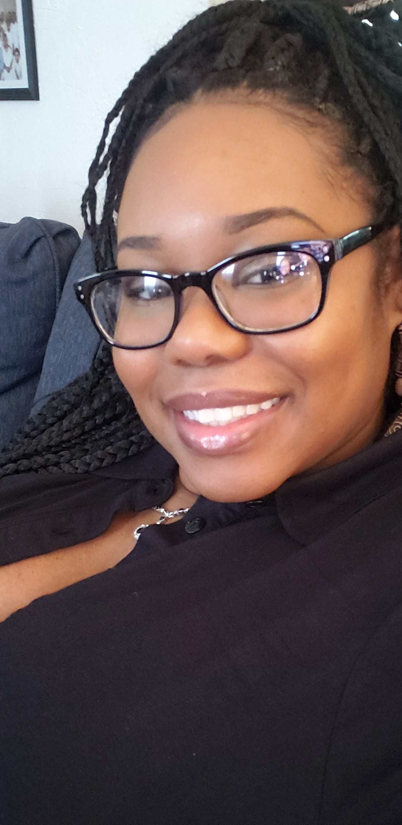 Shana Shields – Medium