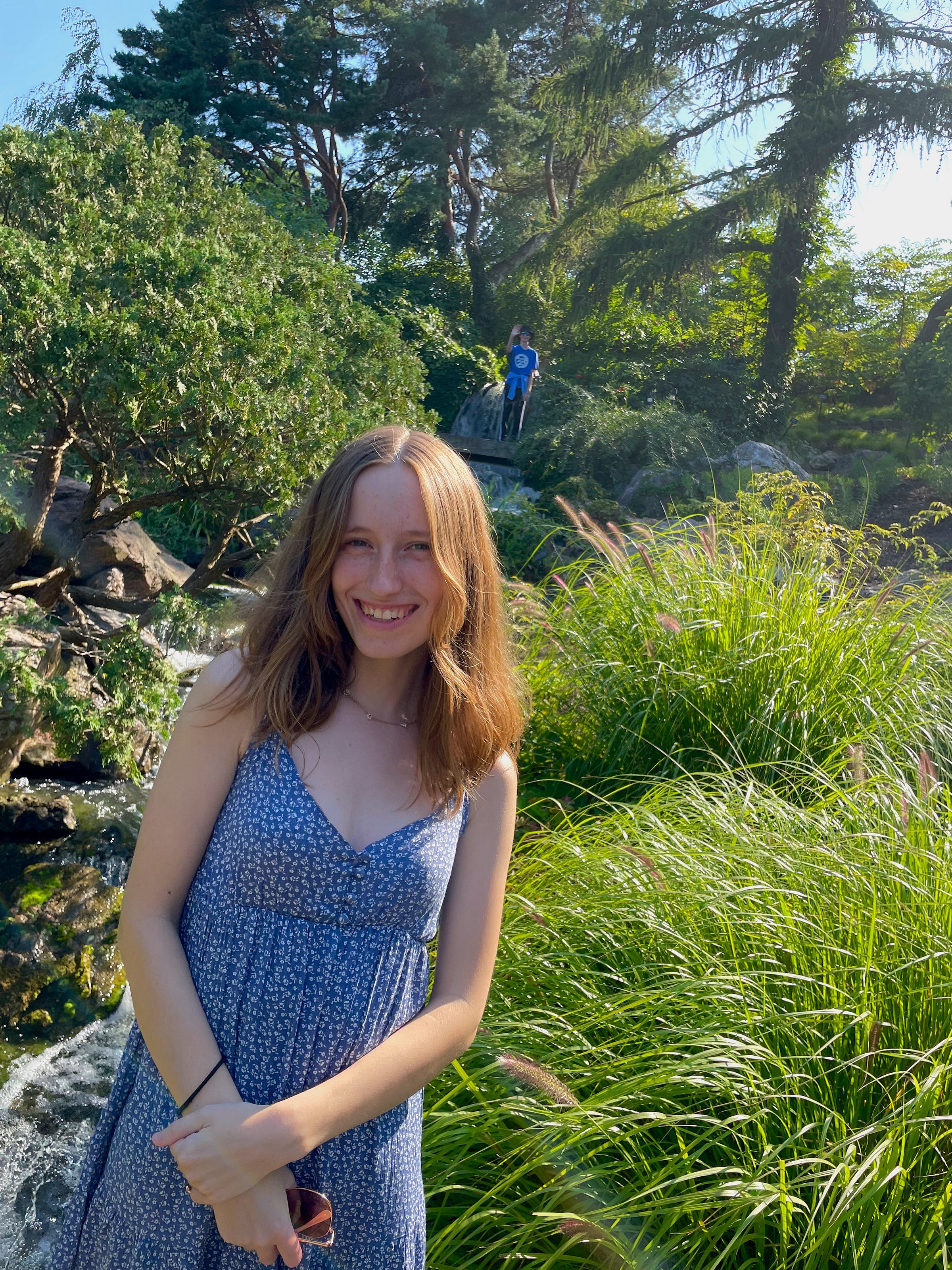 Emma Perisho – Medium
