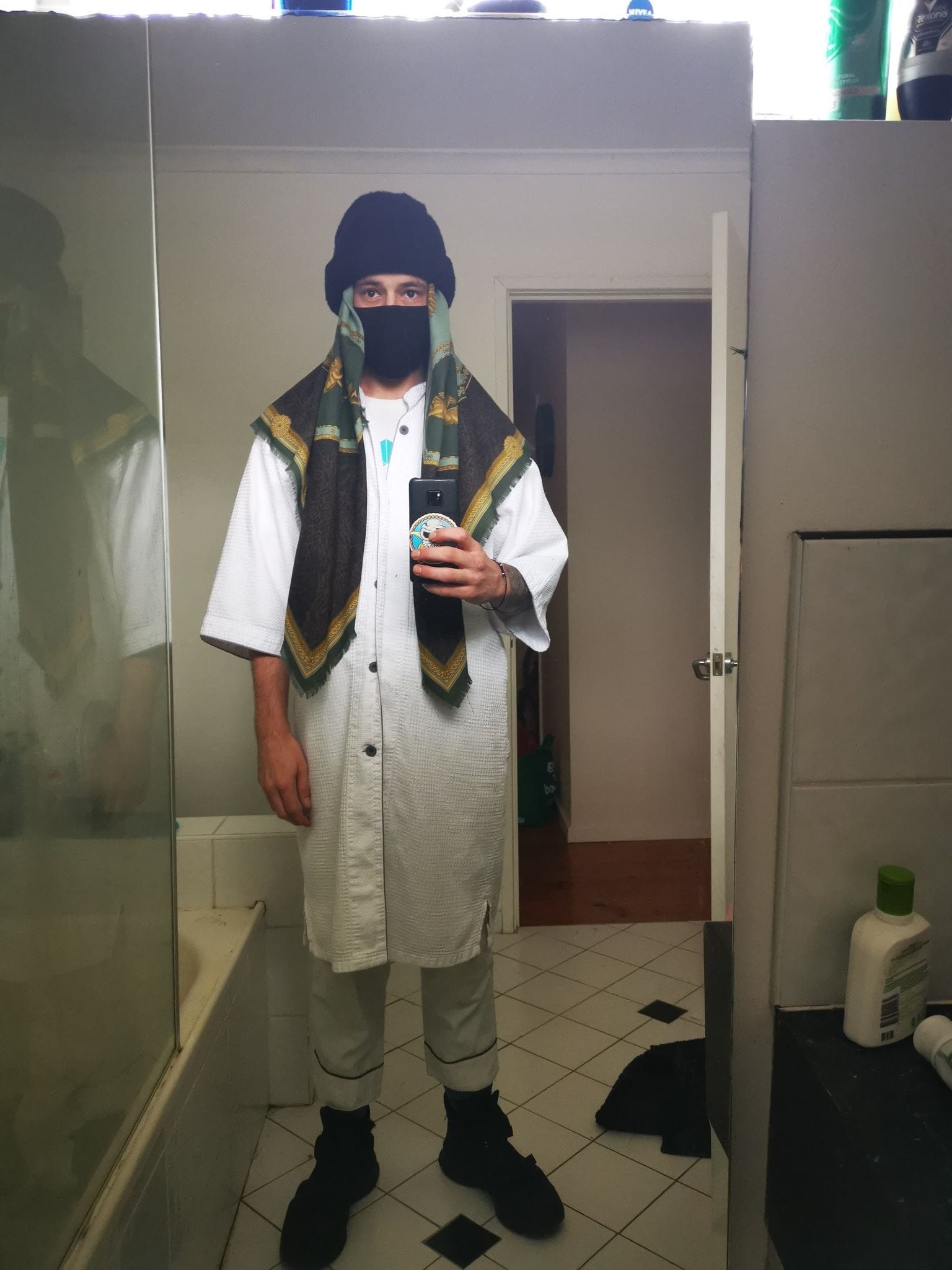 James Ben Ballingall – Medium