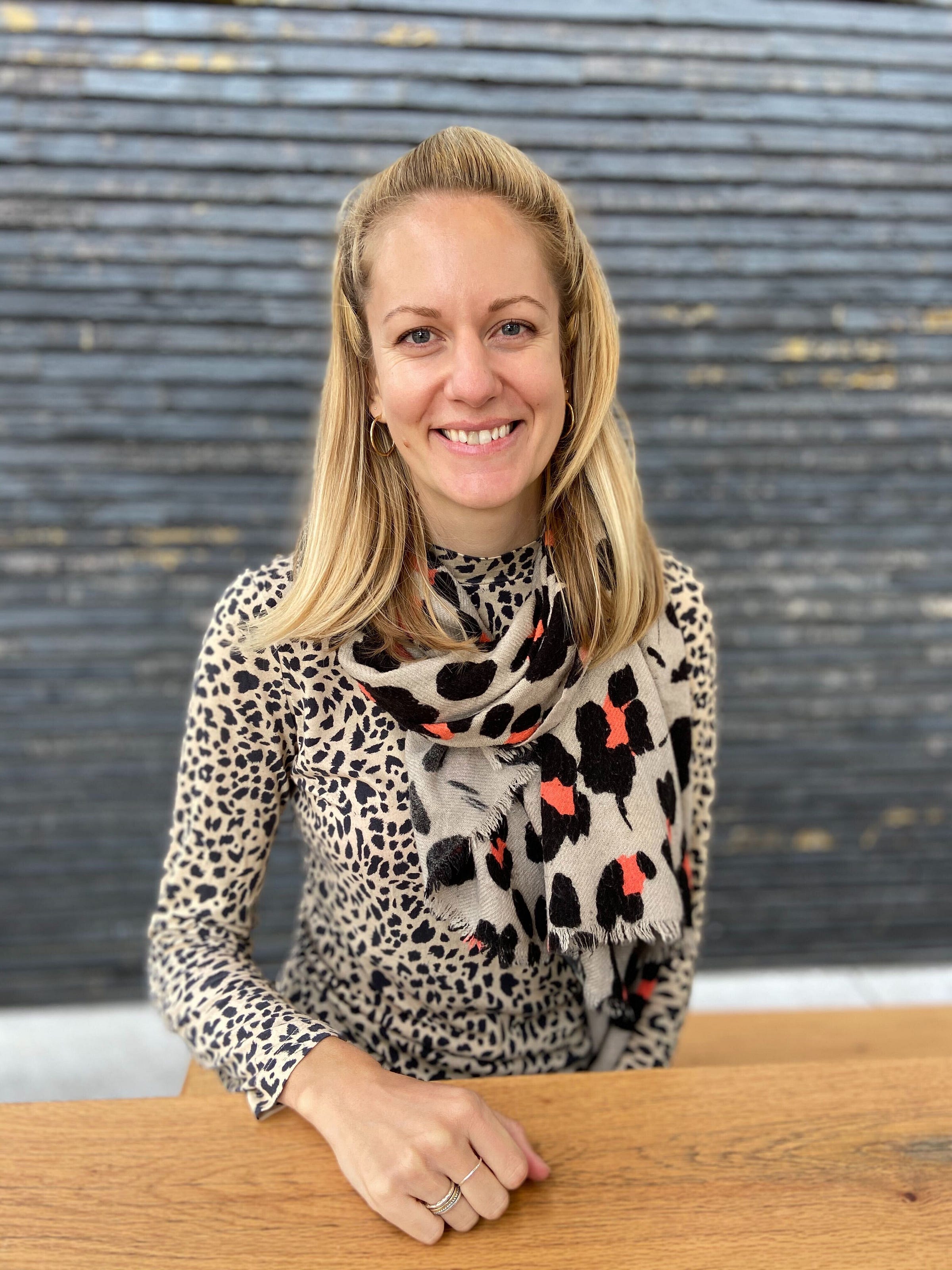 Eleanor Gibson – Medium
