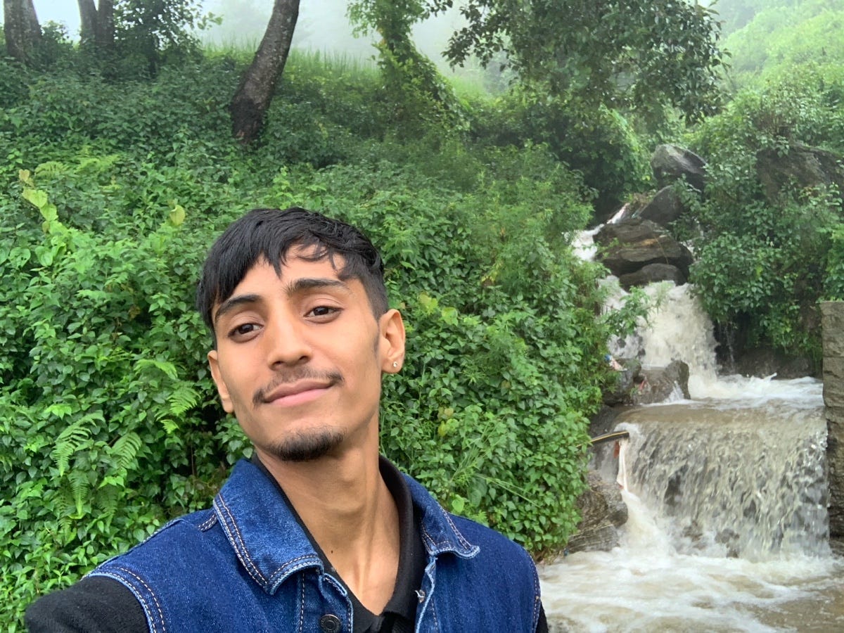 Rising Sushant – Medium