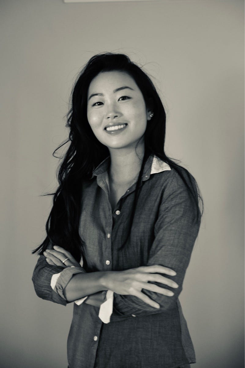 Gloria Oh Medium