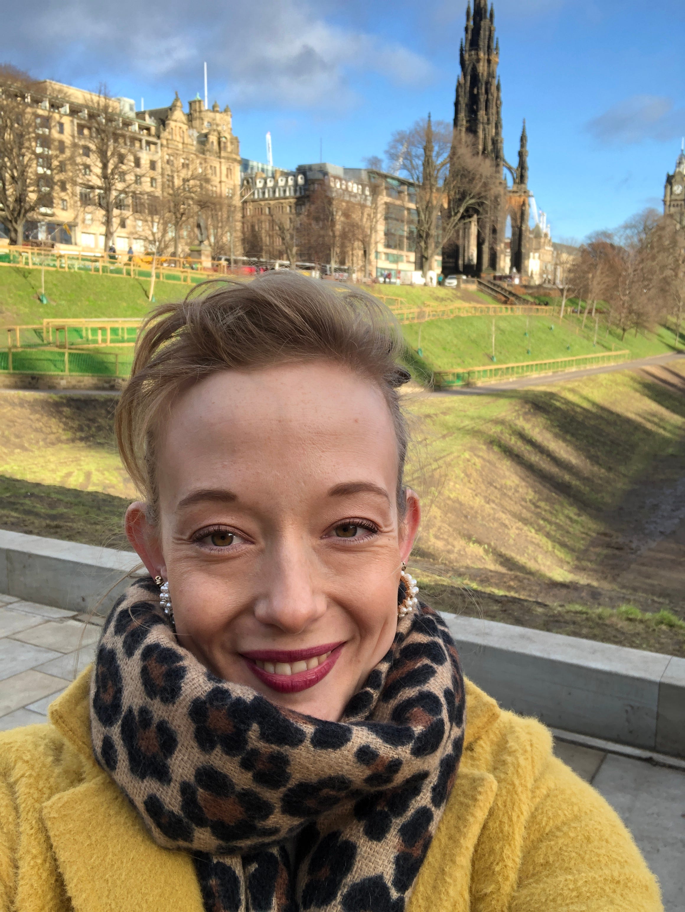 Sarah Mills – Medium