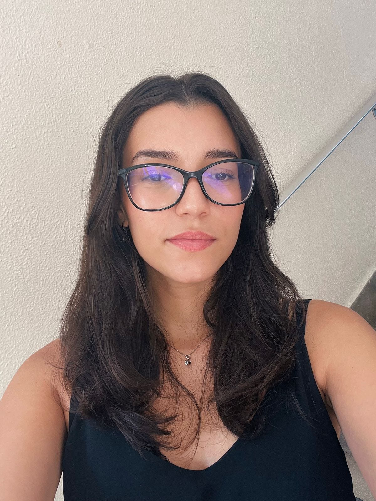 Eduarda Farias Medium