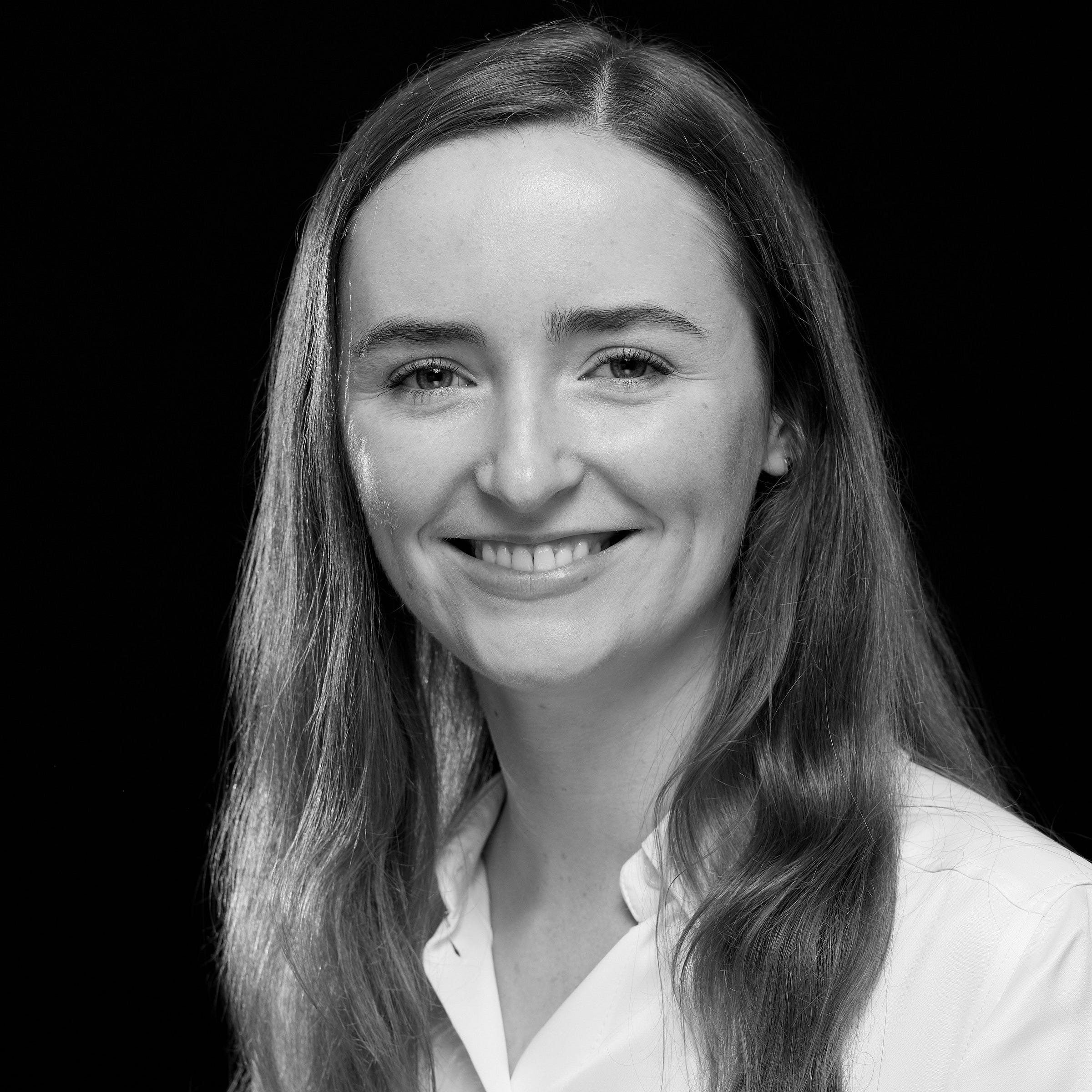 Aisling Kelly – Medium