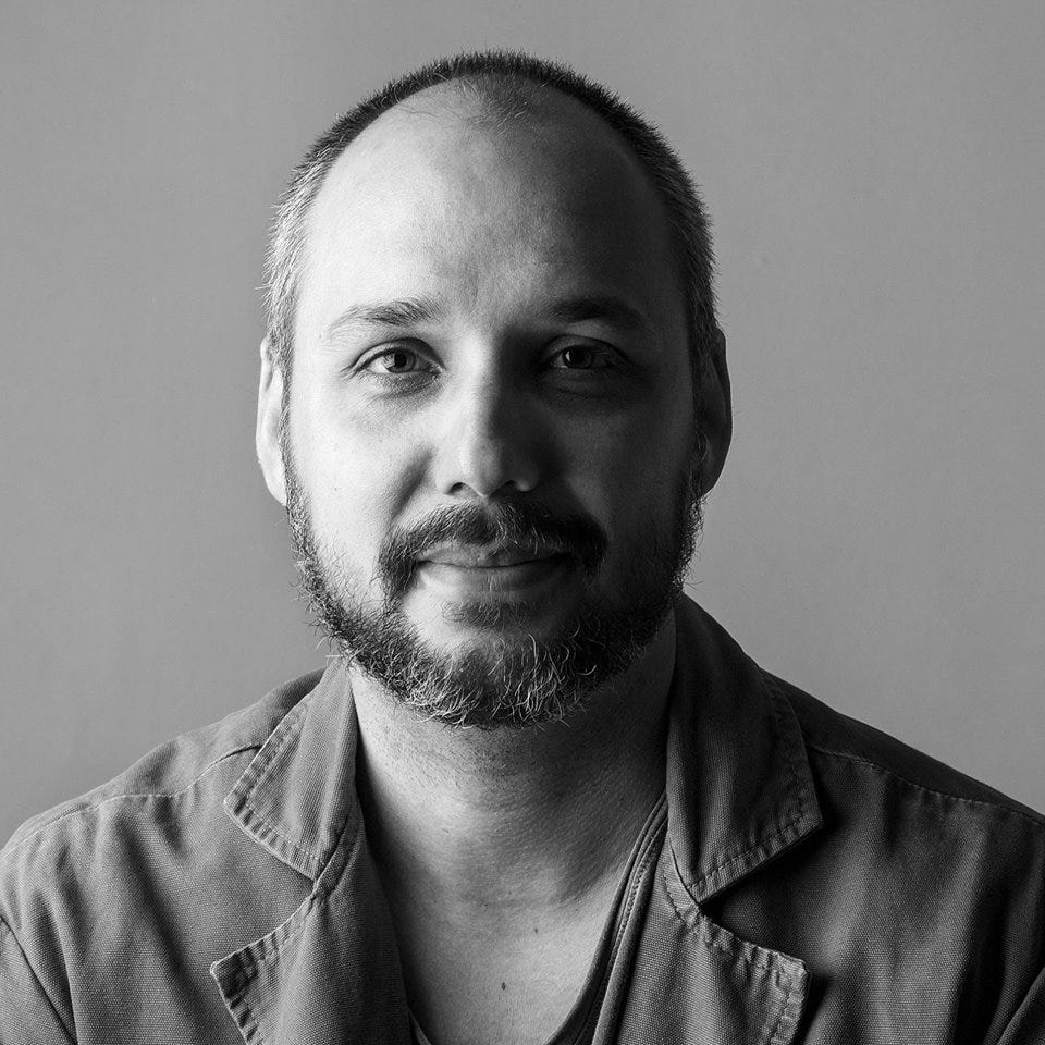 Daniel Mira – Medium