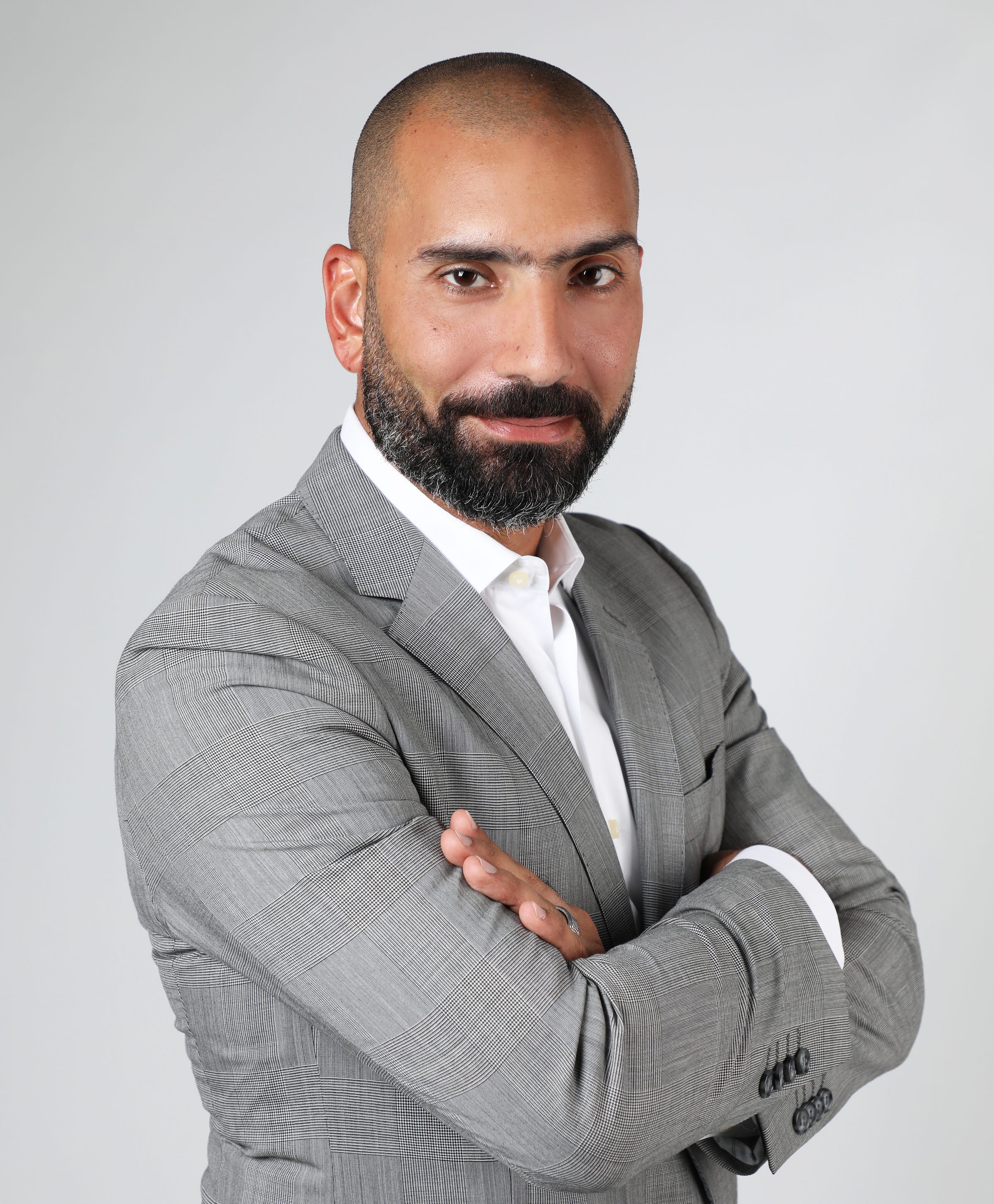 Mostafa Hammam – Medium