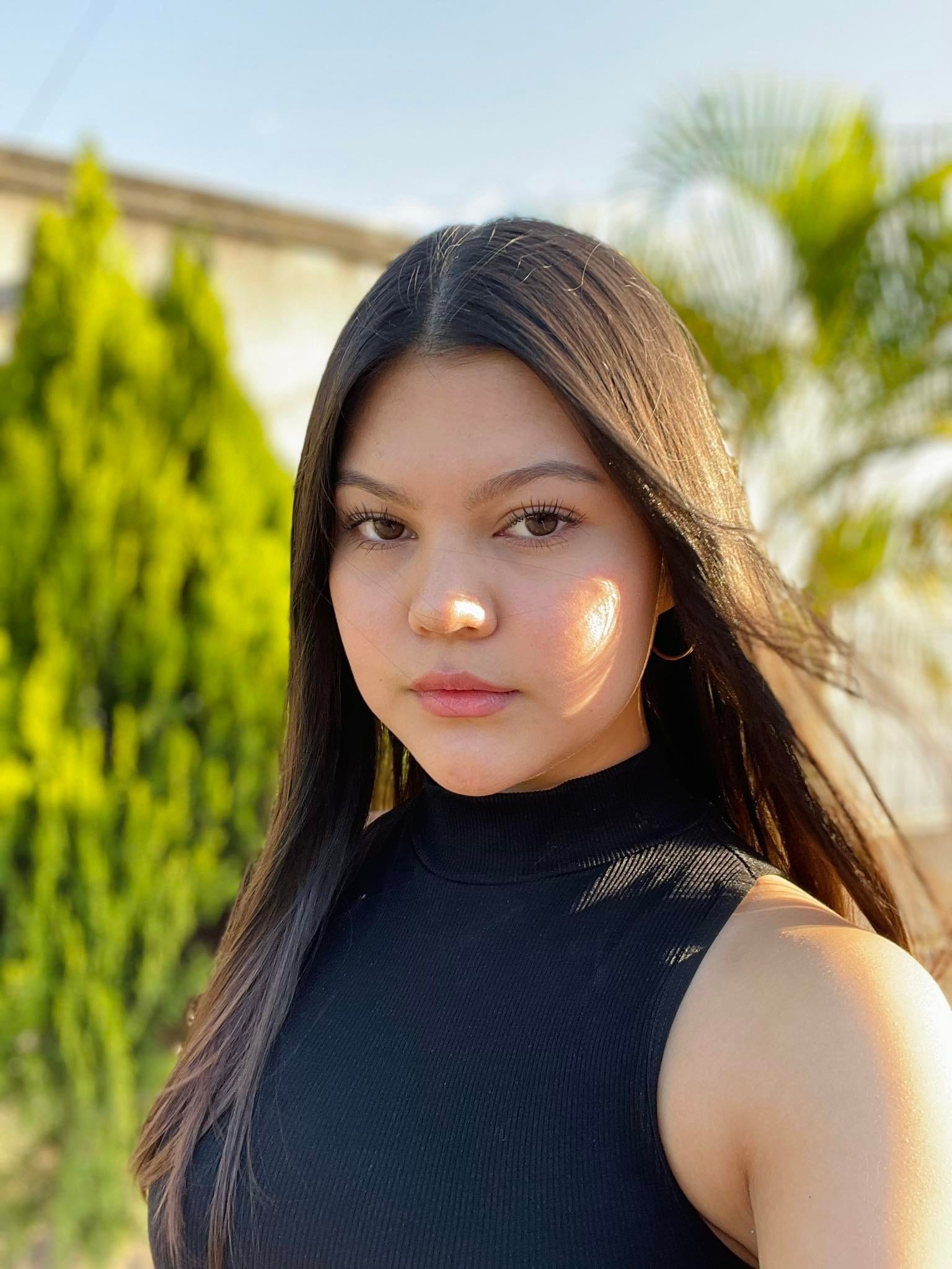 Andrea Cruz – Medium