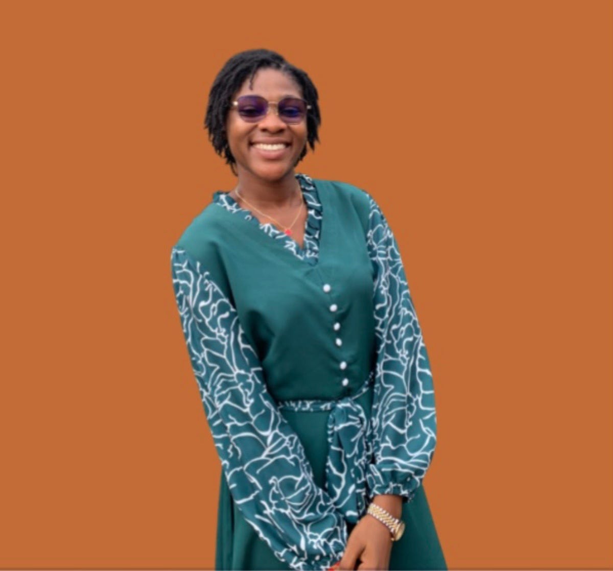 Ankoma Angela – Medium