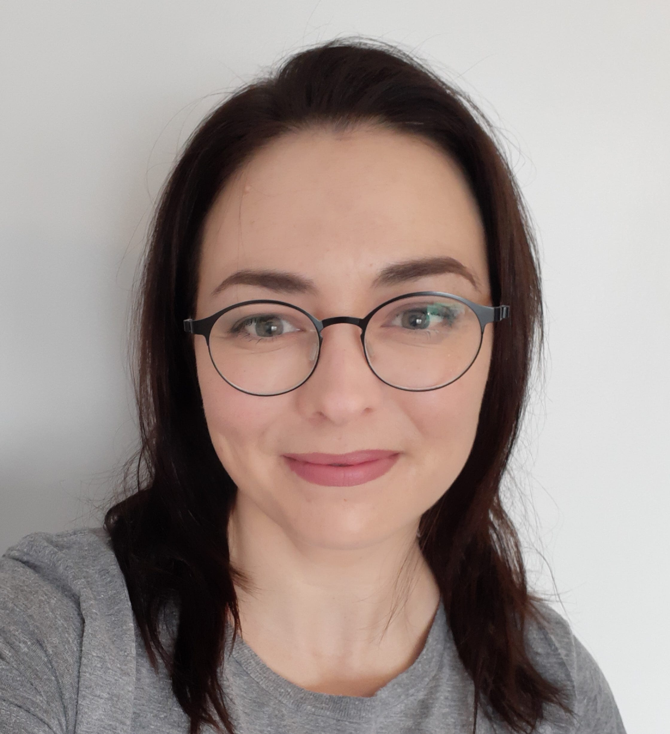 Kate Mary – Medium
