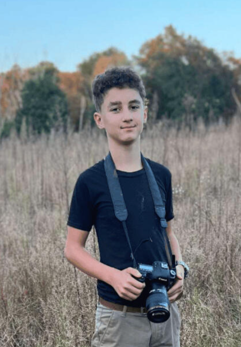 Landon Ringeisen – Medium