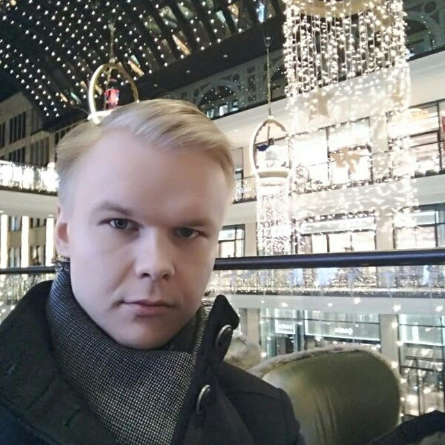 Alex Vasilev – Medium